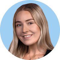 How to use your phone overseas and avoid roaming charges | Saily